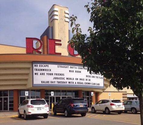 Regal Transit Center & IMAX Theater in NY - Showtimes