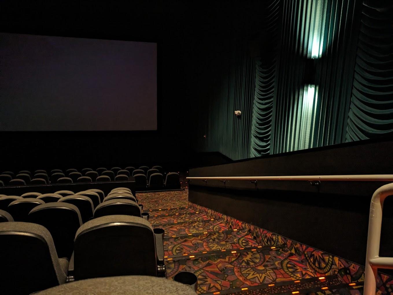 Regal Longston Place - Showtimes & Tickets