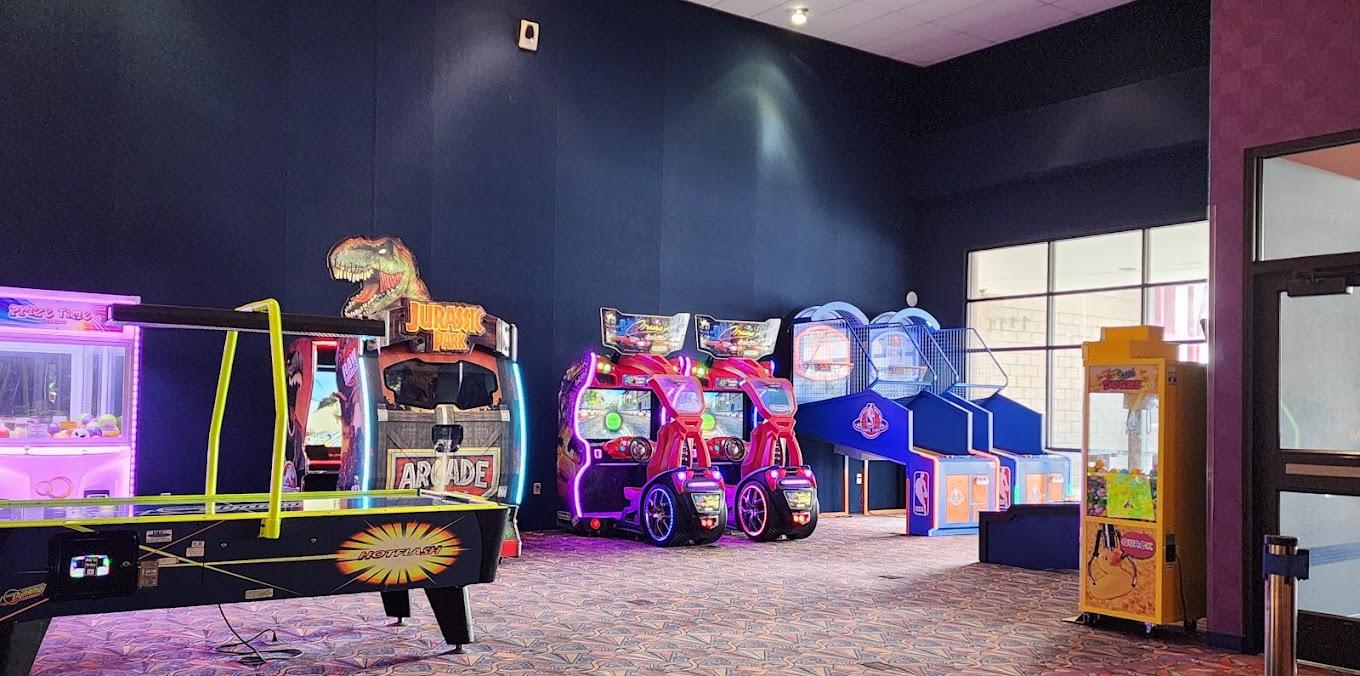 Marcus Bloomington Cinema + IMAX - Showtimes & Tickets