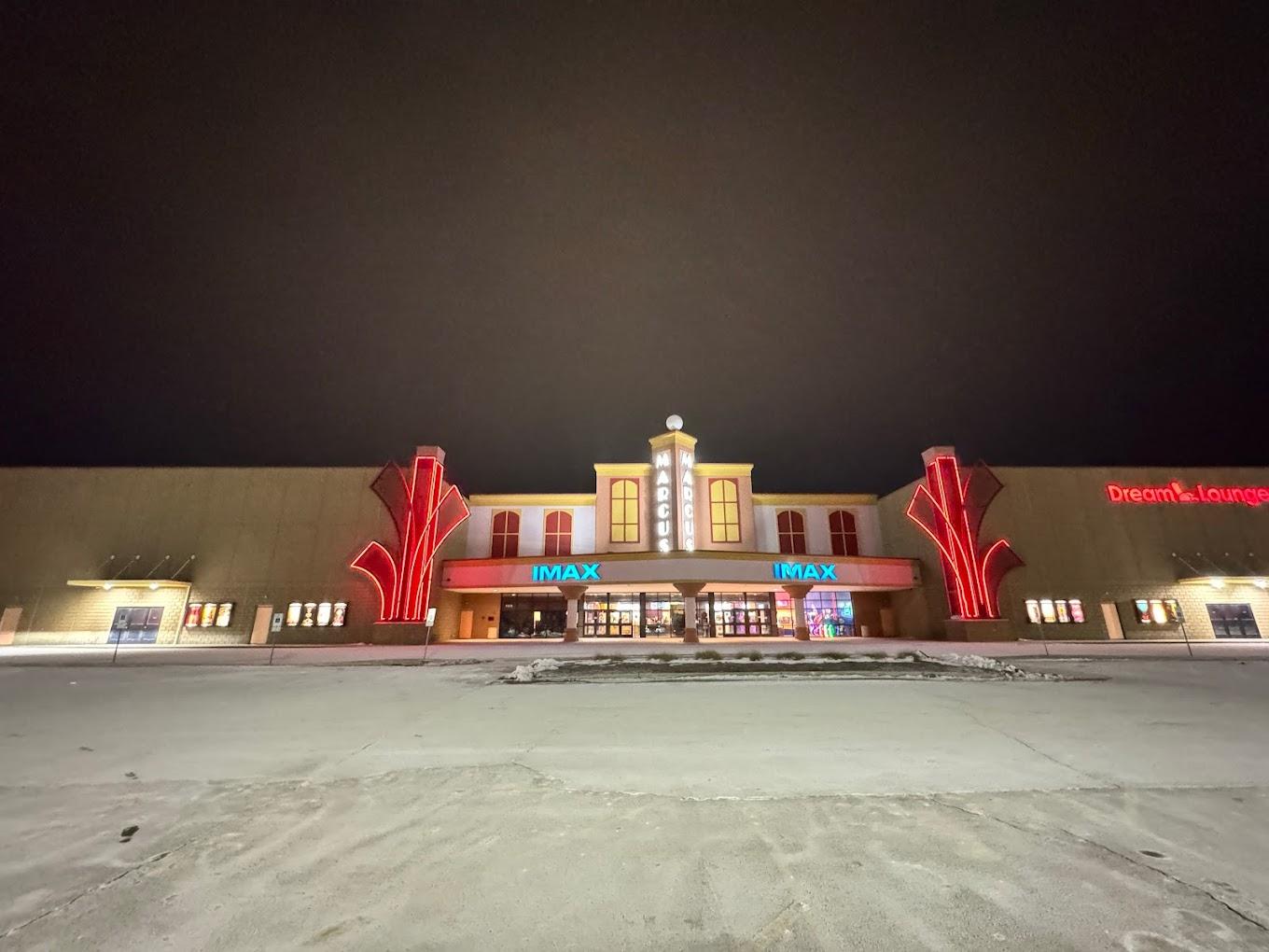 Marcus Bloomington Cinema + IMAX - Showtimes & Tickets