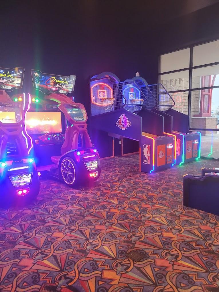 Marcus Bloomington Cinema + IMAX - Showtimes & Tickets