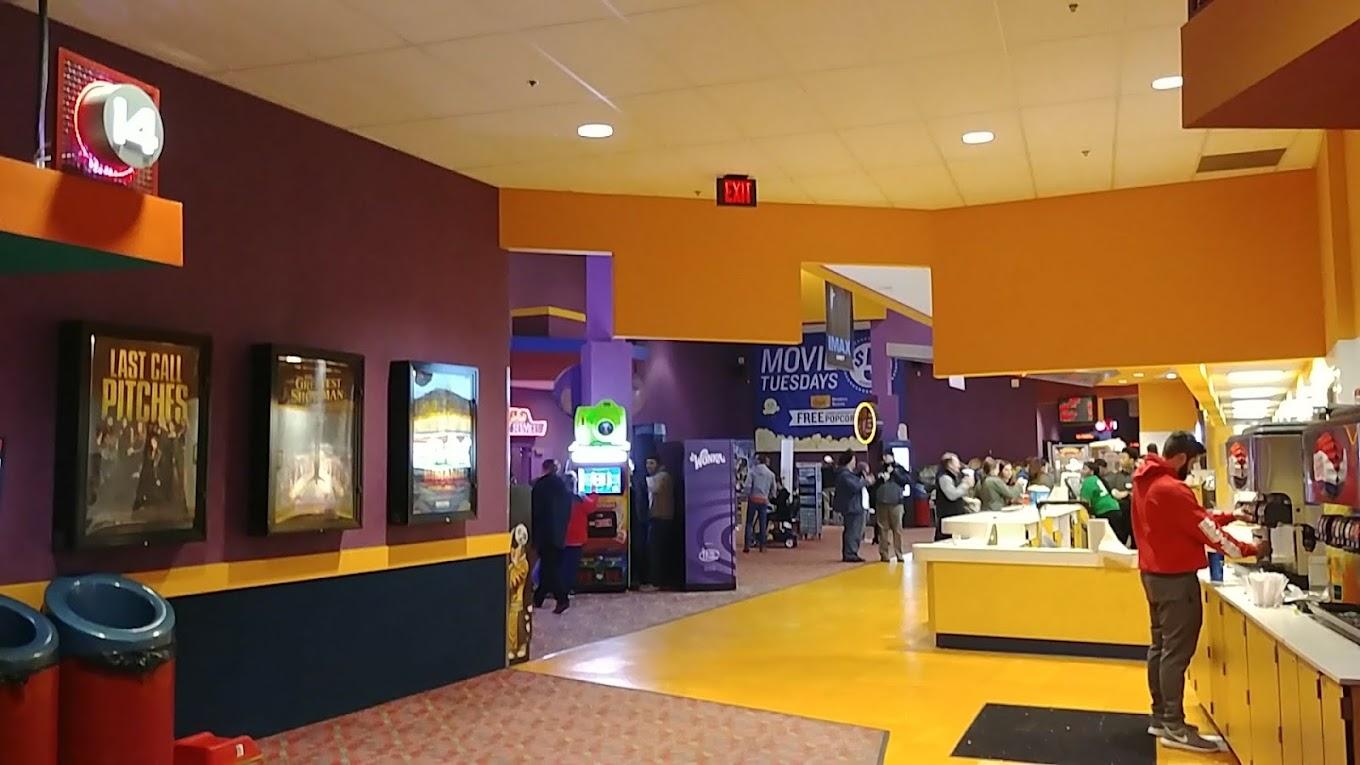 Marcus Bloomington Cinema + IMAX - Showtimes & Tickets
