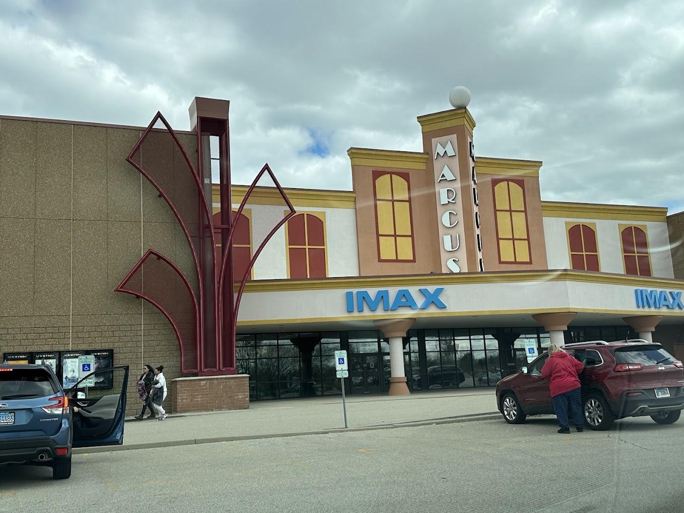 Marcus Bloomington Cinema + IMAX - Showtimes & Tickets