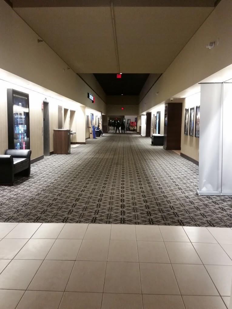 Marcus Country Club Hills Cinema - Showtimes & Tickets