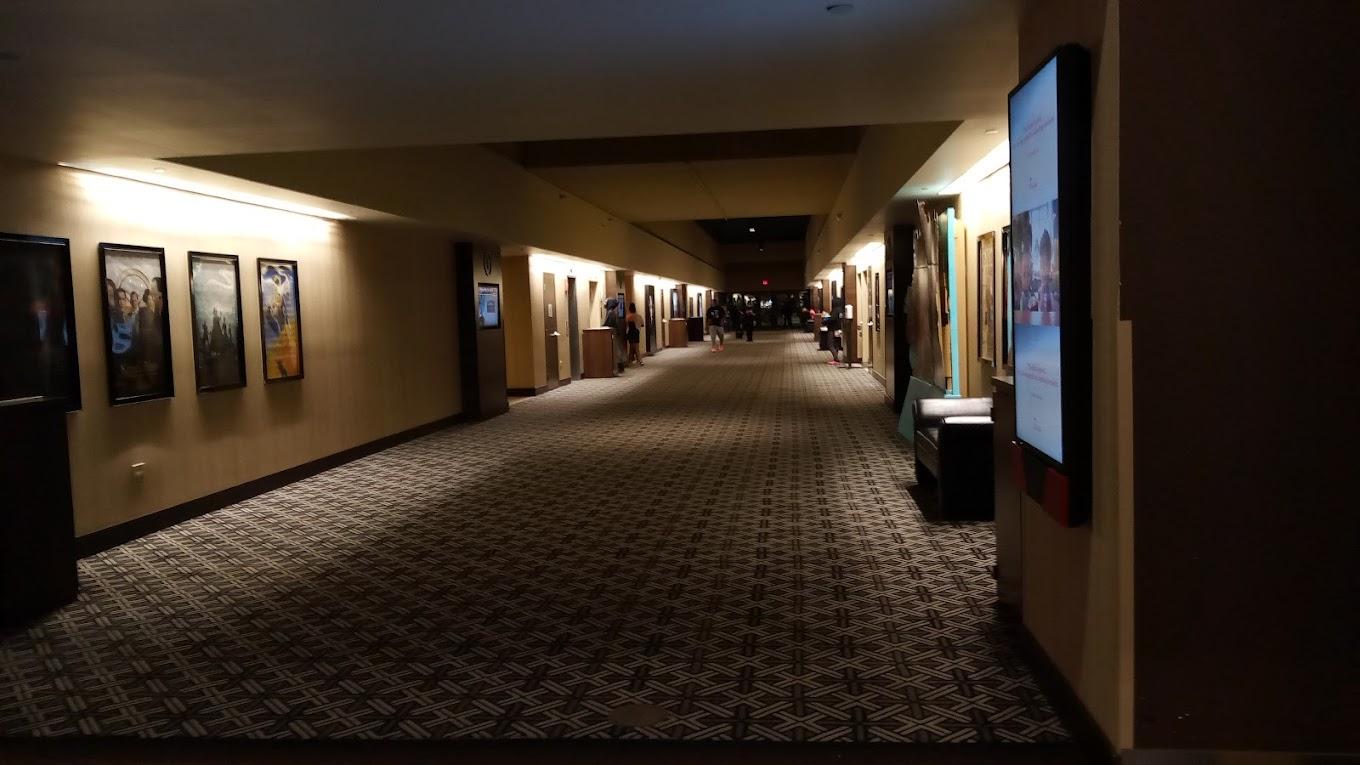 Marcus Country Club Hills Cinema - Showtimes & Tickets