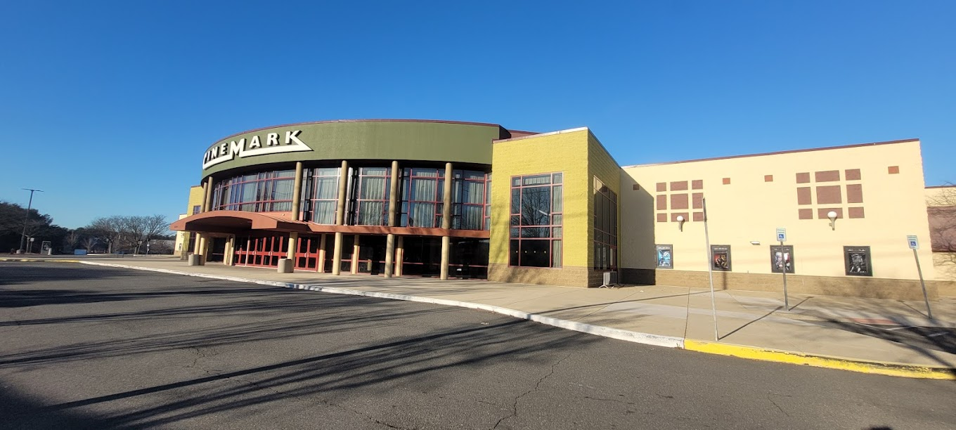 Cinemark Theater in Centreville, VA - Screendollars