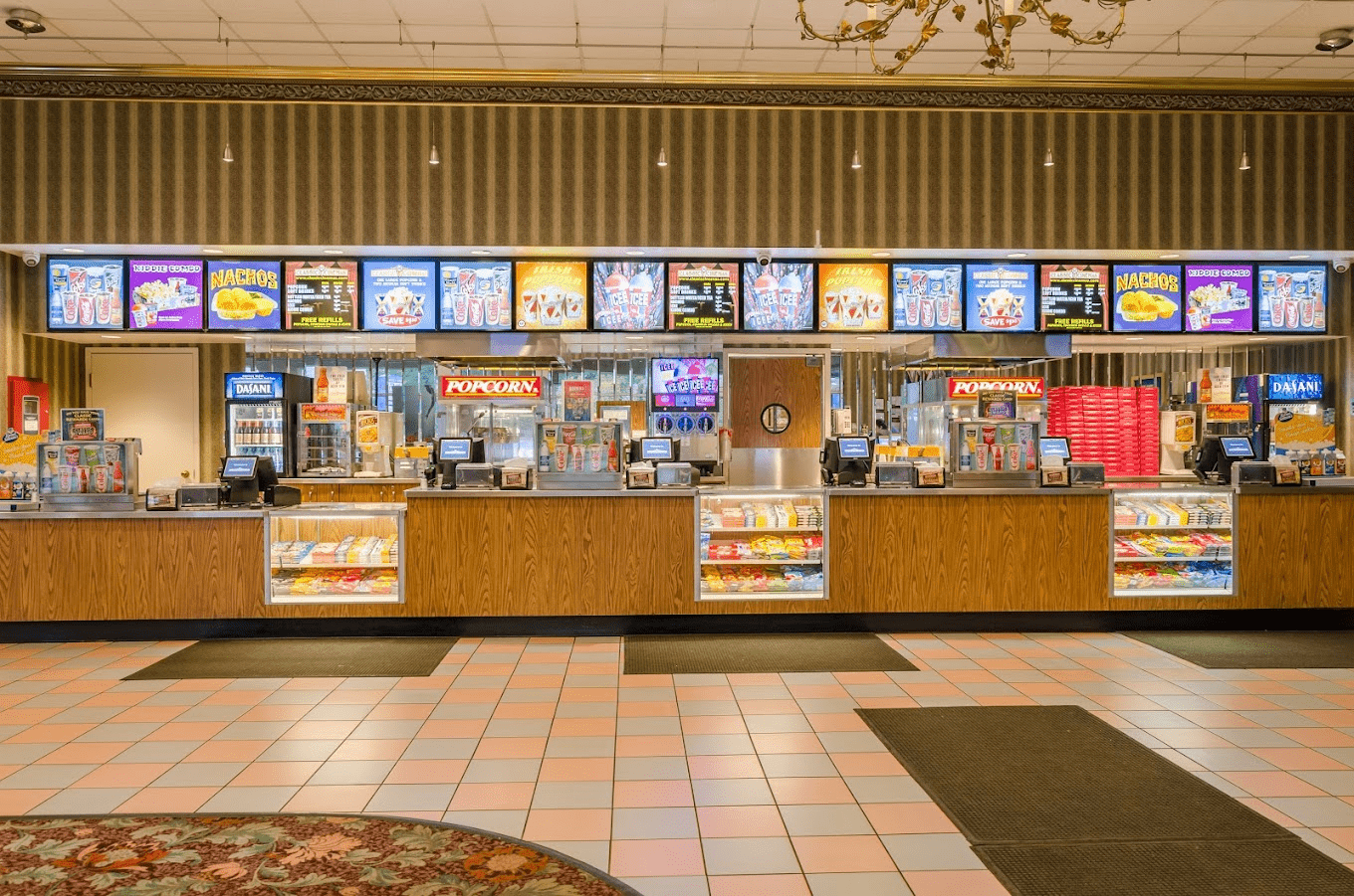 Classic Cinemas Fox Lake XQ - Showtimes & Tickets