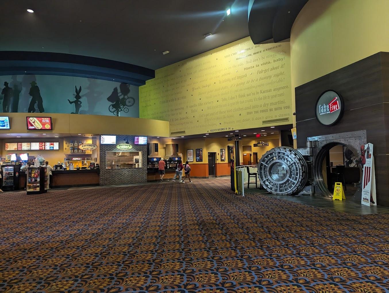 Marcus Lincoln Grand Cinema - Showtimes & Tickets