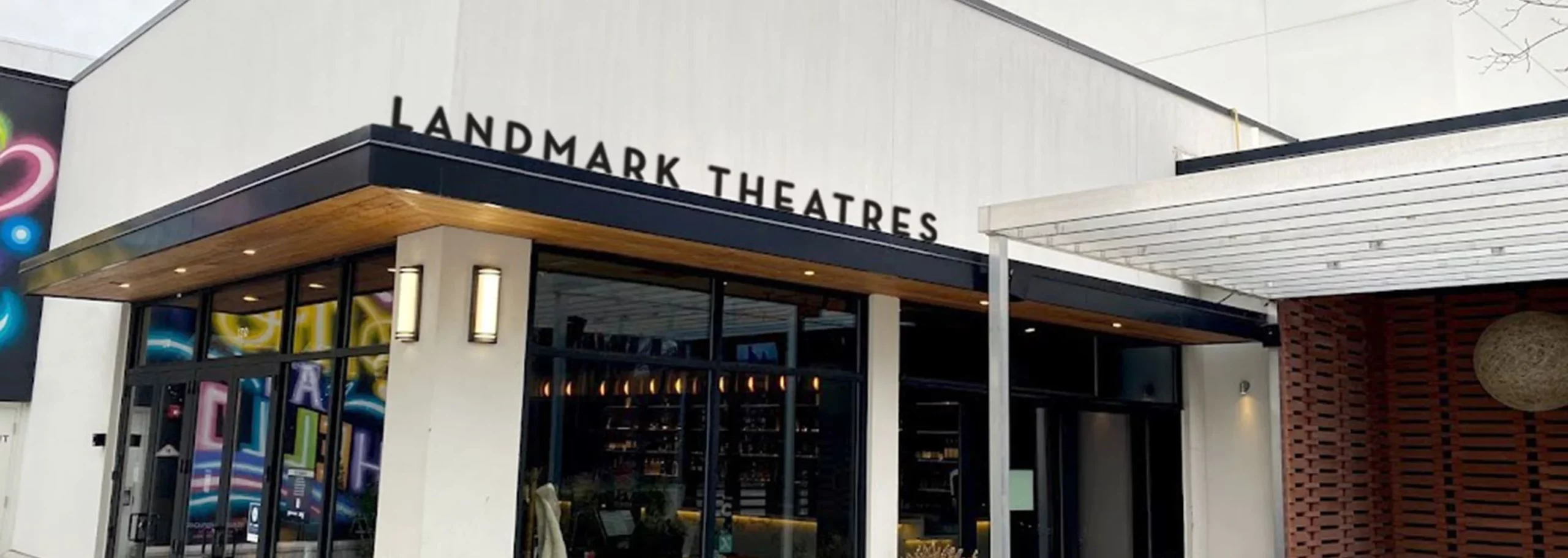 Landmark Closter Plaza Theatre in NJ - Showtimes