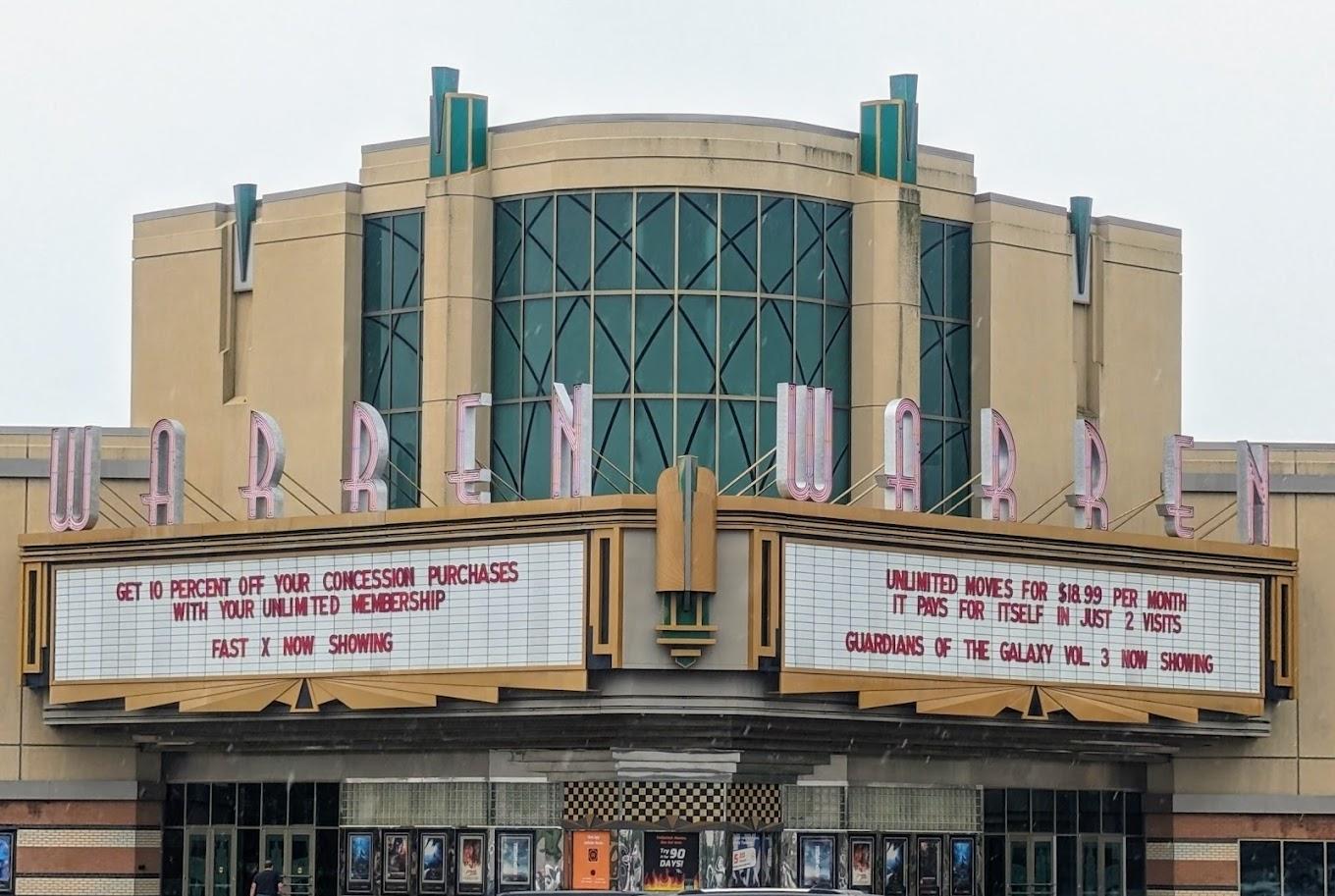 Regal Warren East in Wichita, KS - Screendollars