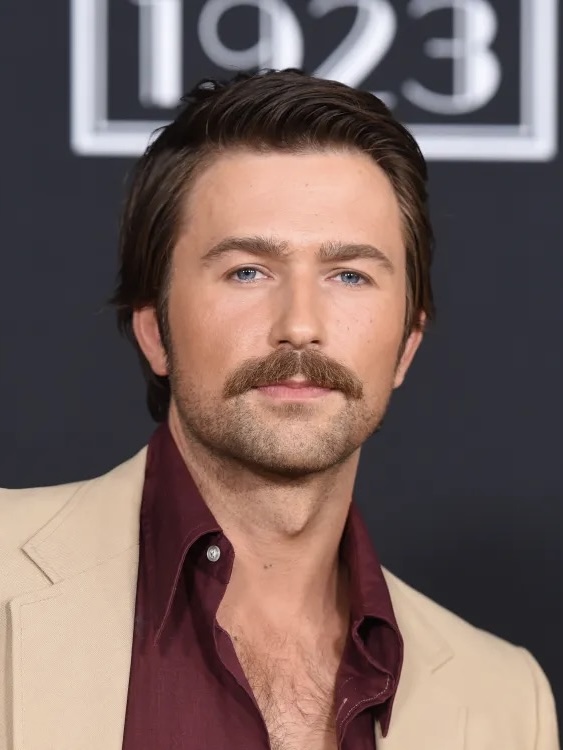 Brandon Sklenar: Biography, Movies, Net Worth & Photos