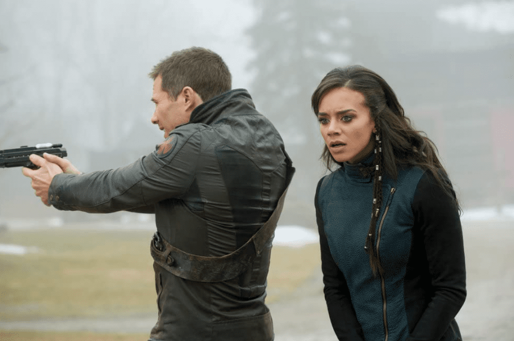 Luke Macfarlane: Biography, Movies, Net Worth & Photos