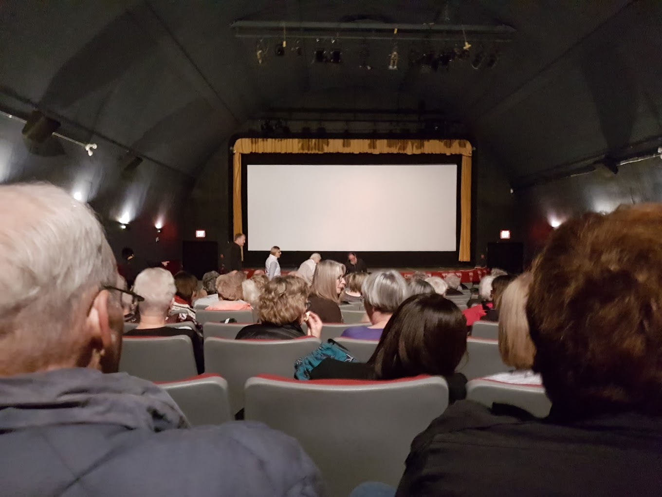 Salmar Classic Theatre - Showtimes & Tickets