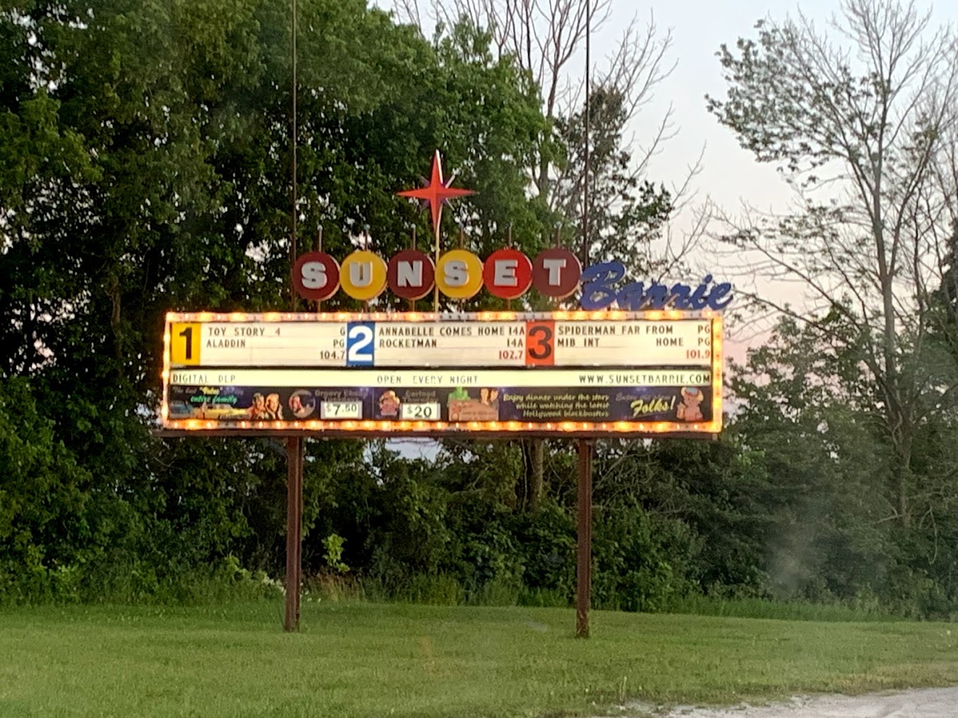 Sunset Barrie Drive-in Theatre - Showtimes & Tickets