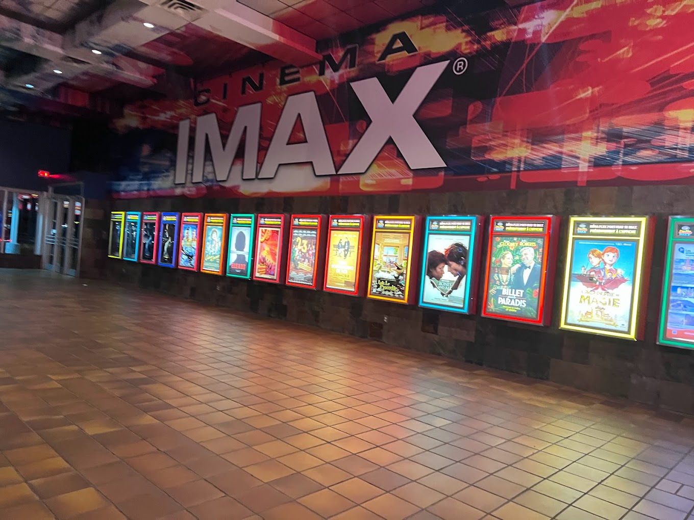 Cinéma Guzzo Méga-Plex Pont-Viau 16 (IMAX) - Showtimes & Tickets