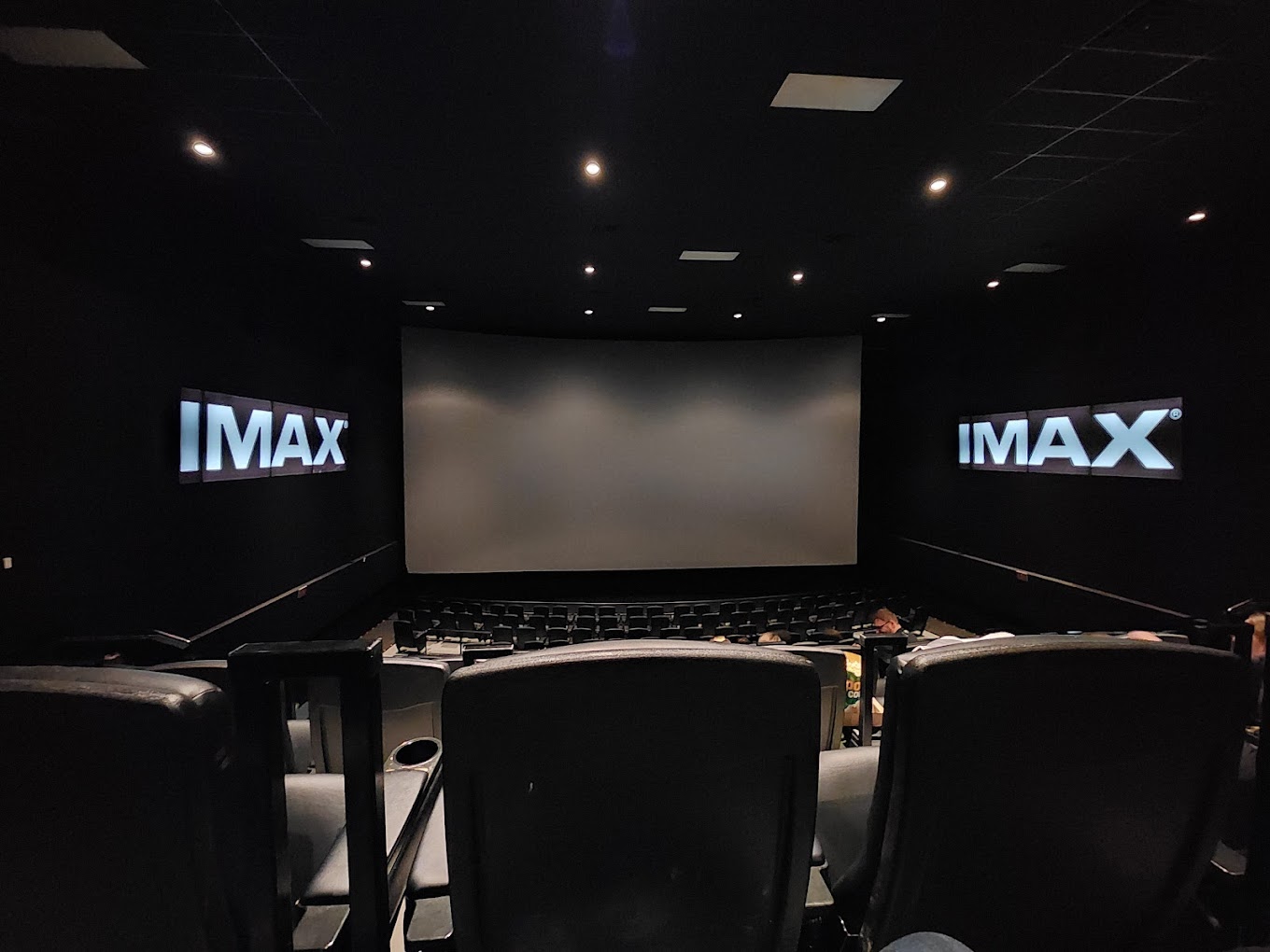 Landmark Cinemas 24 Whitby, ON - Showtimes & Tickets