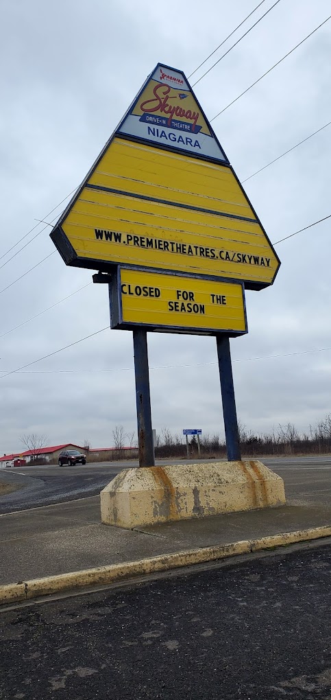 Skyway Drive-in in Fonthill, Ontario - Showtimes & Tickets