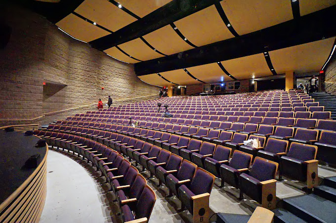 Kay Meek Arts Centre - Showtimes & Tickets