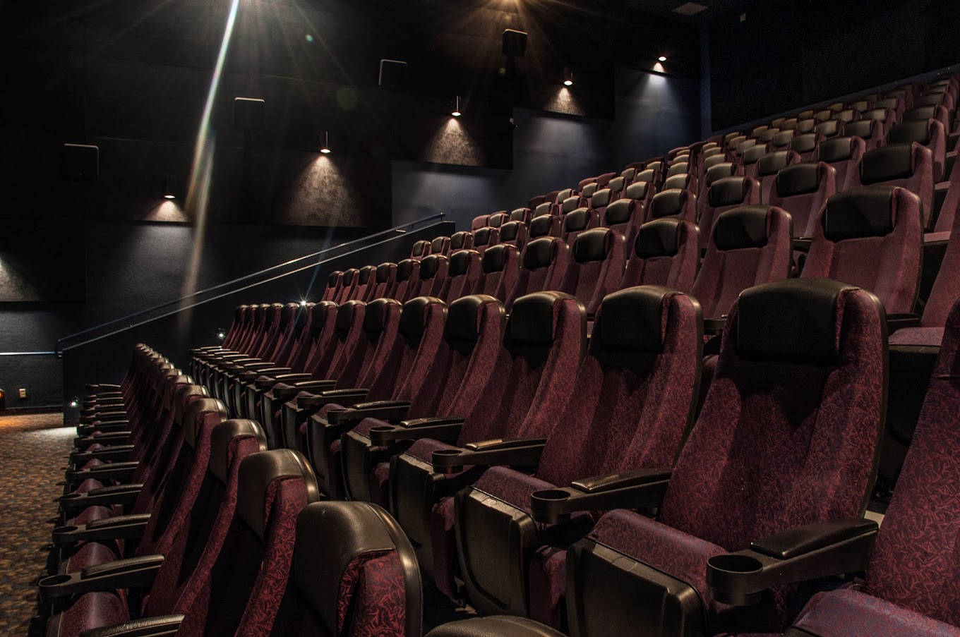 Imagine Cinemas Lakeshore - Showtimes & Tickets