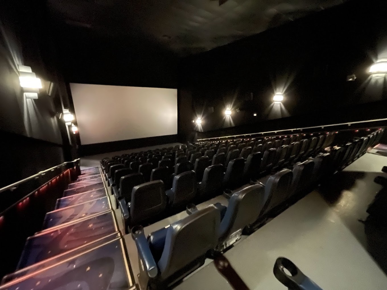 Cineplex Odeon McGillivray Cinemas and VIP - Showtimes & Tickets