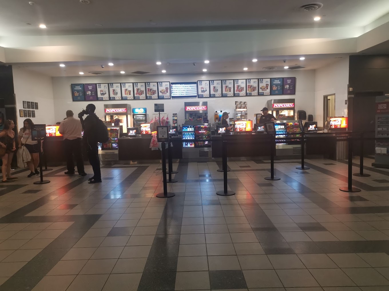 Landmark Cinemas Hamilton, Jackson Square - Showtimes & Tickets