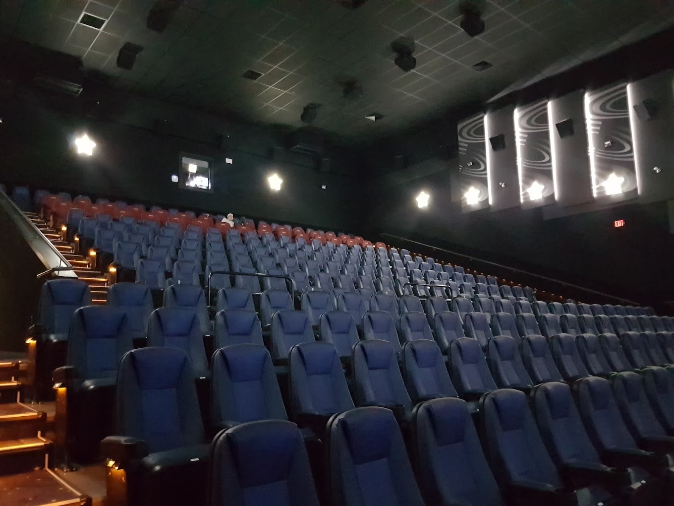 Cineplex Cinemas Aberdeen Mall - Showtimes & Tickets