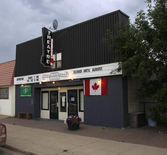 Ituna Theatre - Showtimes & Tickets