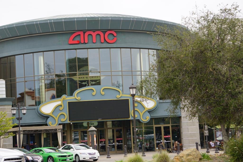 AMC DINE-IN Thousand Oaks 14 Movie Theatre - Showtimes & Tickets