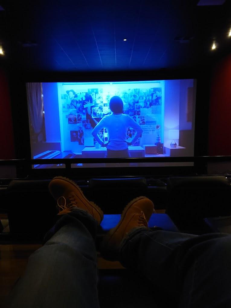 Regal Riverside Plaza Theatre - Showtimes & Tickets