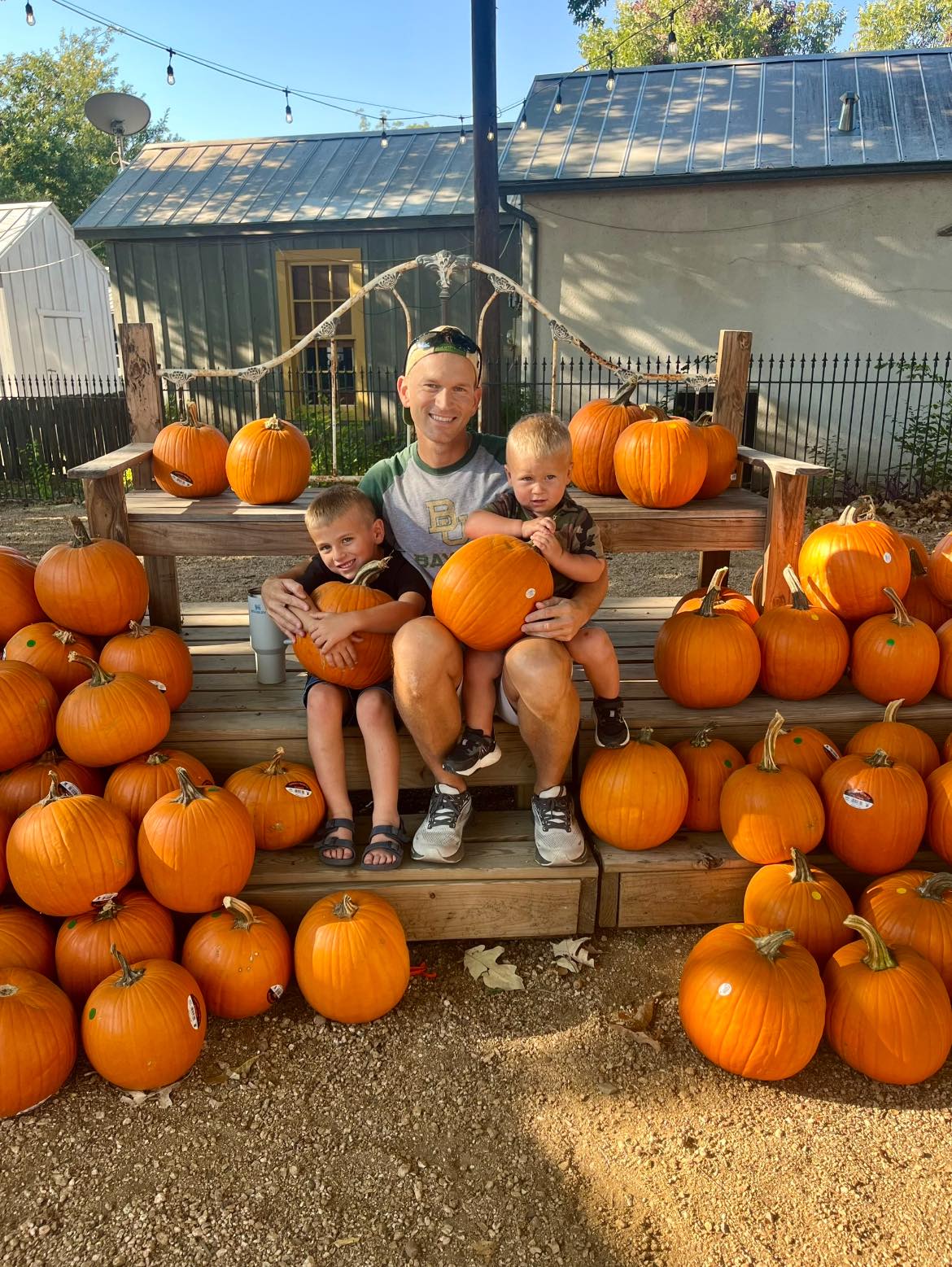 Rainbow Theater - Showtimes & Tickets