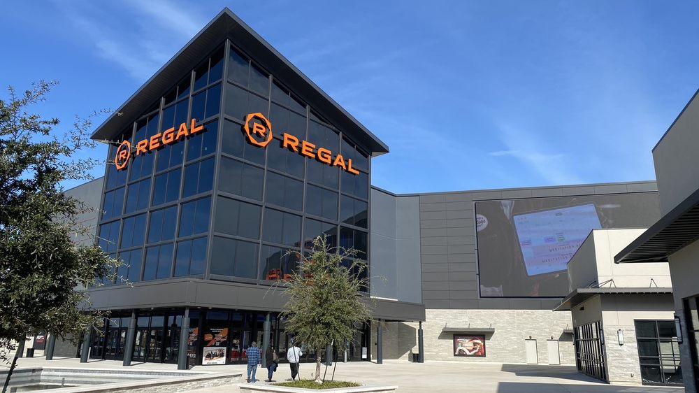 Regal Benders Landing - Showtimes & Tickets