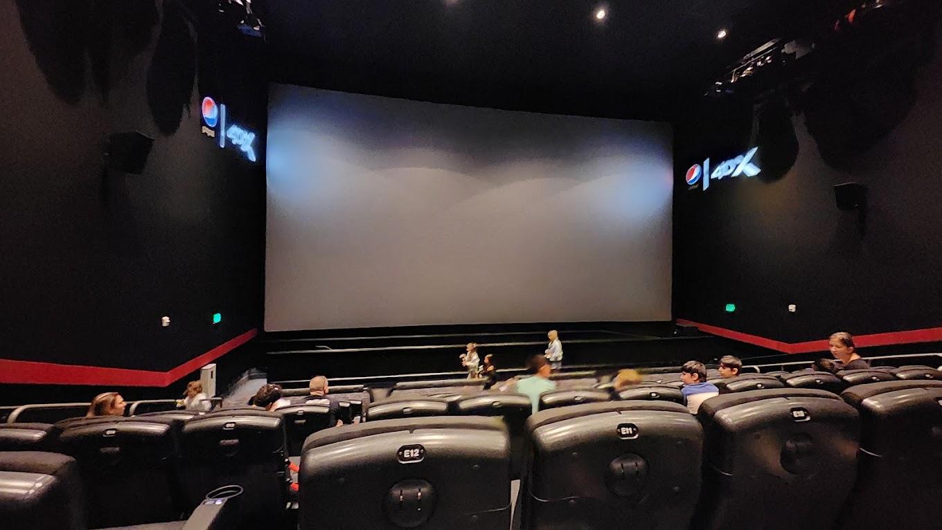 Regal Dania Pointe - Showtimes & Tickets