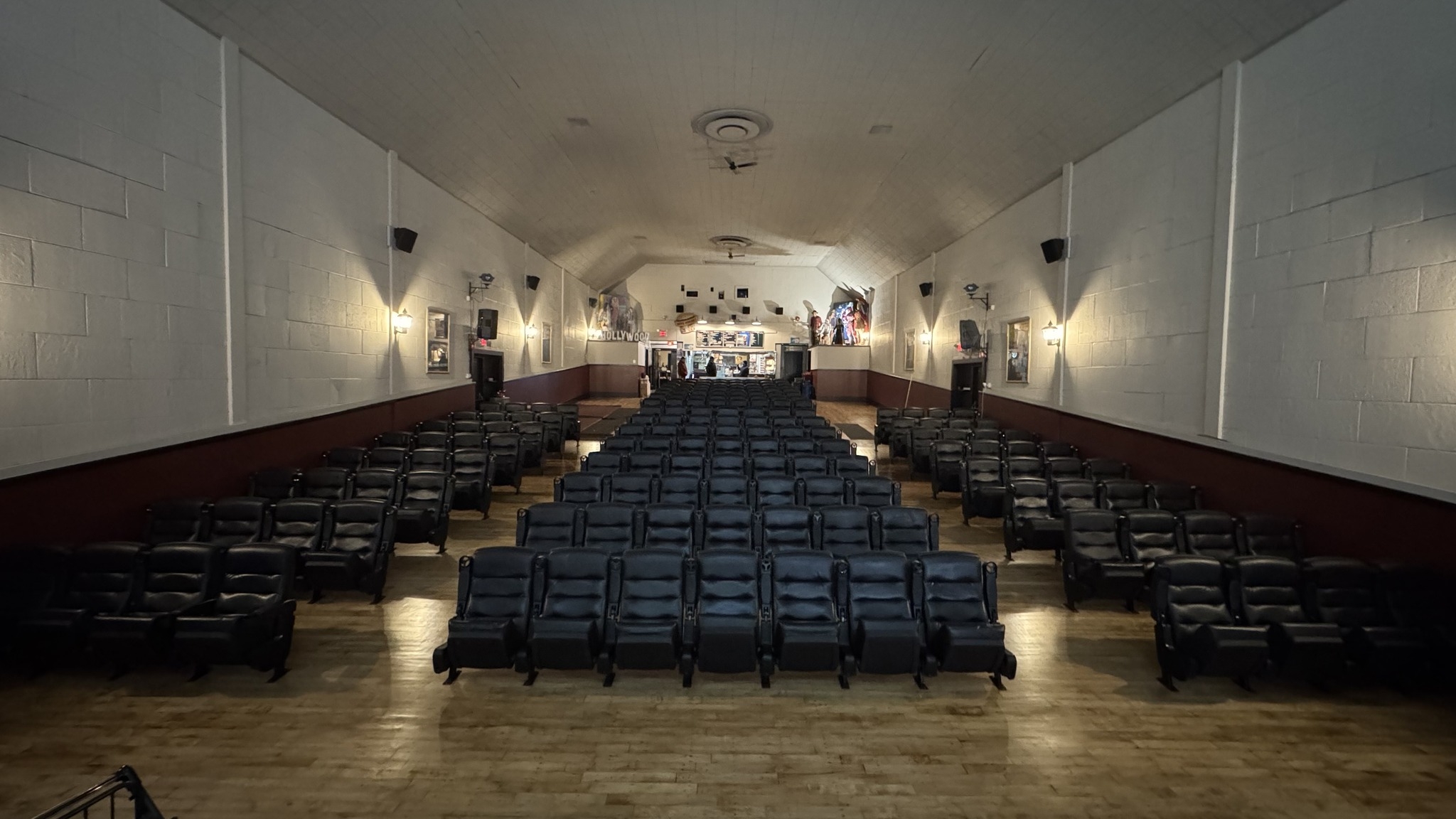 Elm Draught House Cinema - Showtimes & Tickets